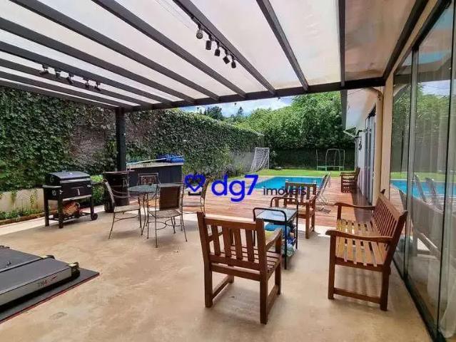 Casa / Sobrado para Venda em Cotia/SP Chácara Eliana 3 Quartos
