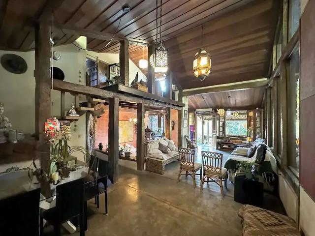 Casa / Sobrado para Venda em Cotia/SP Chácara Eliana 5 Quartos