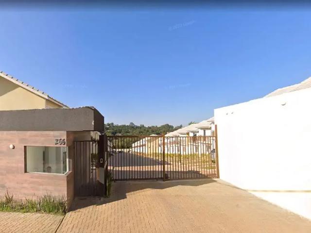 Casa / Sobrado para Venda em Cotia/SP Chácara Ondas Verdes 2 Quartos