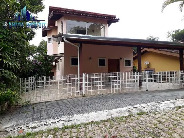 Casa / Sobrado para Venda em Cotia/SP Chácara Pavoeiro 3 Quartos