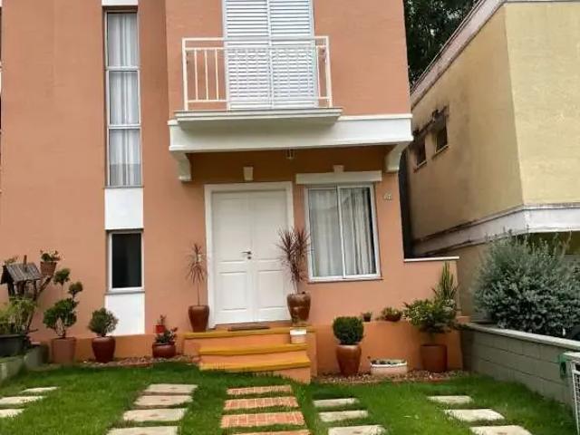 Casa / Sobrado para Venda em Cotia/SP Chácara Pavoeiro 3 Quartos