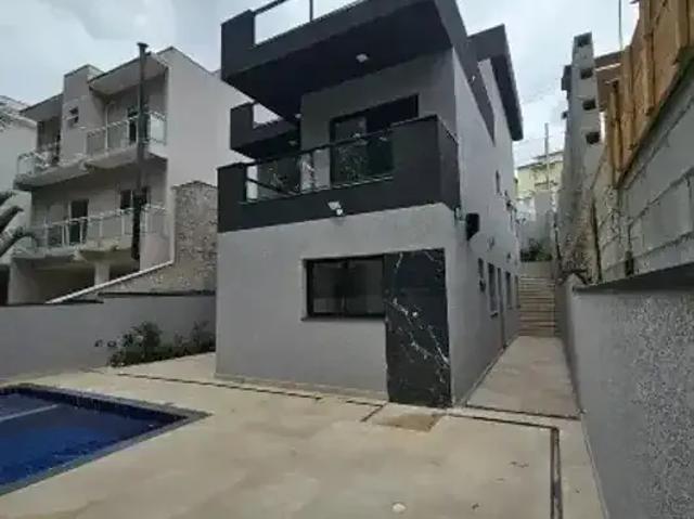 Casa / Sobrado para Venda em Cotia/SP Chácara Roselândia 3 Quartos