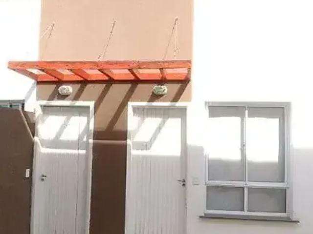 Casa / Sobrado para Venda em Cotia/SP Chácara Tropical Caucaia do Alto 2 Quartos