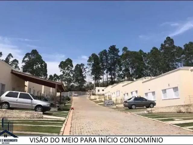 Casa / Sobrado para Venda em Cotia/SP Chácara Tropical Caucaia do Alto 3 Quartos