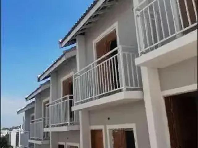 Casa / Sobrado para Venda em Cotia/SP Chácara Vista Alegre 2 Quartos