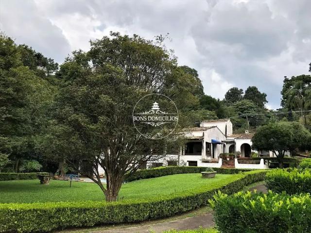 Casa / Sobrado para Venda em Cotia/SP Chácaras do Refúgio Granja Viana 4 Quartos