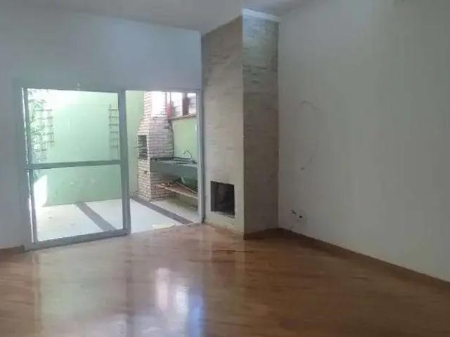 Casa / Sobrado para Venda em Cotia/SP Granja Viana 4 Quartos
