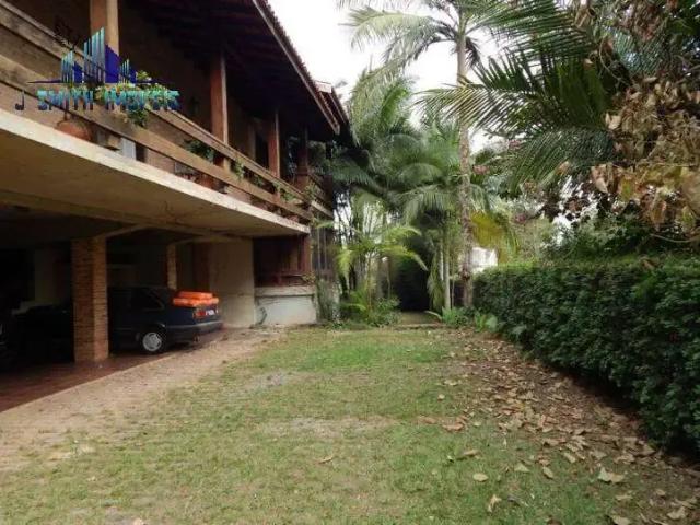Casa / Sobrado para Venda em Cotia/SP Granja Viana 4 Quartos