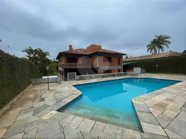 Casa / Sobrado para Venda em Cotia/SP Granja Viana 4 Quartos