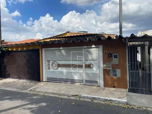 Casa / Sobrado para Venda em Cotia/SP Granja Viana 2 Quartos