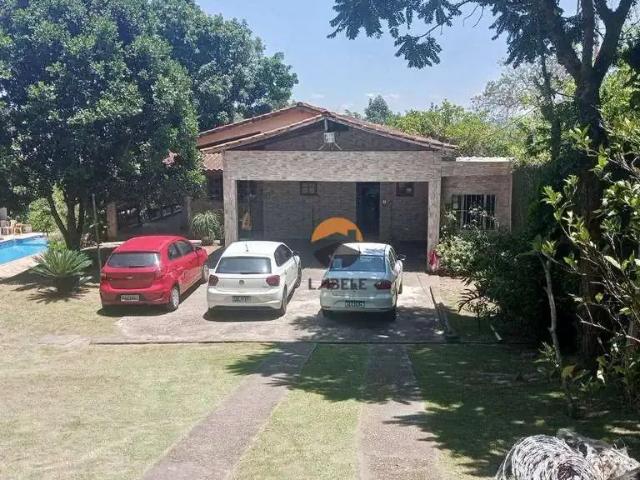 Casa / Sobrado para Venda em Cotia/SP Granja Viana 3 Quartos