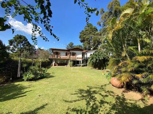 Casa / Sobrado para Venda em Cotia/SP Granja Viana 3 Quartos