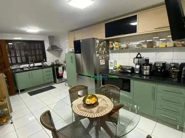 Casa / Sobrado para Venda em Cotia/SP Granja Viana 3 Quartos