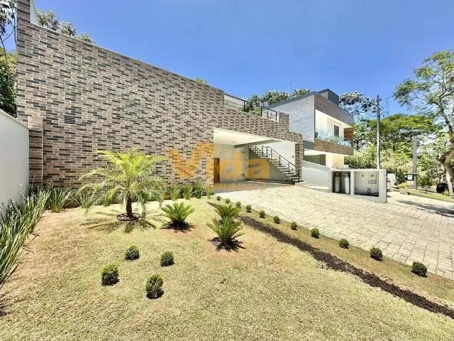 Casa / Sobrado para Venda em Cotia/SP Granja Viana 3 Quartos