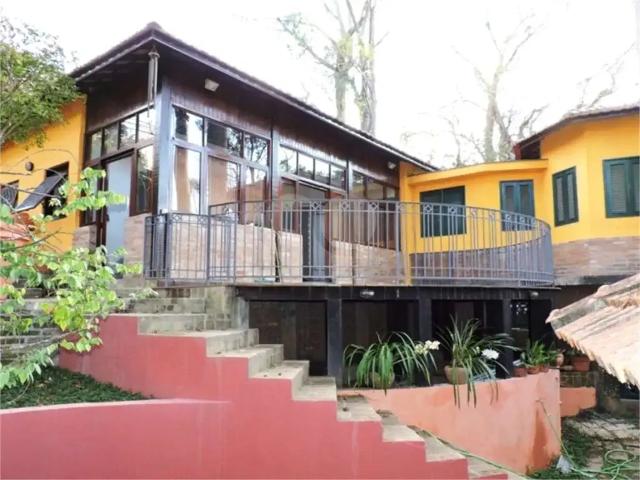 Casa / Sobrado para Venda em Cotia/SP Granja Viana II 3 Quartos