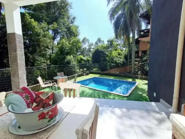 Casa / Sobrado para Venda em Cotia/SP Jardim Atalaia 4 Quartos