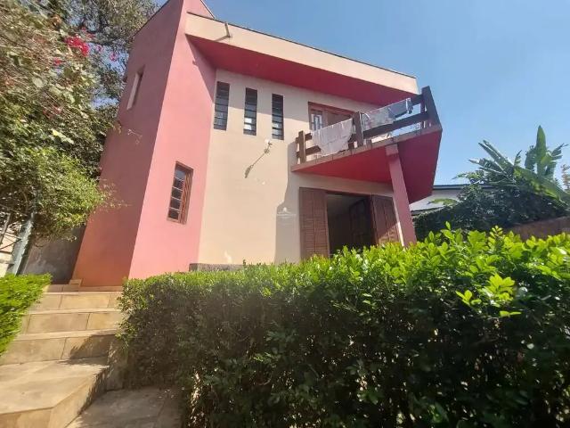 Casa / Sobrado para Venda em Cotia/SP Jardim da Glória 3 Quartos
