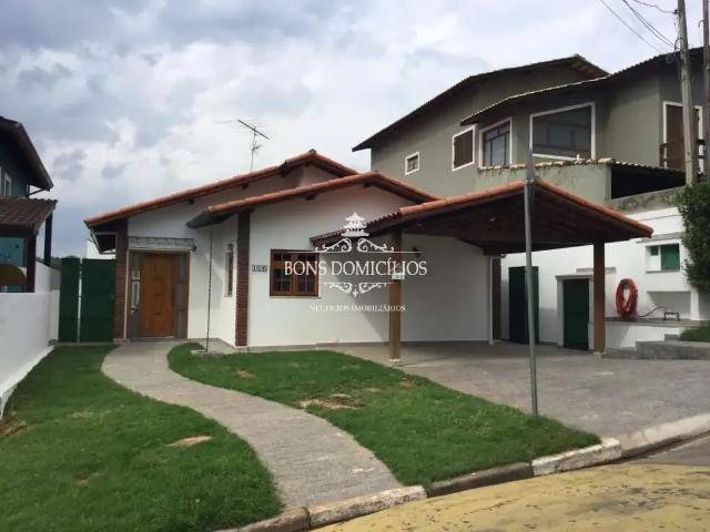 Casa / Sobrado para Venda em Cotia/SP Jardim dos Ipês 4 Quartos