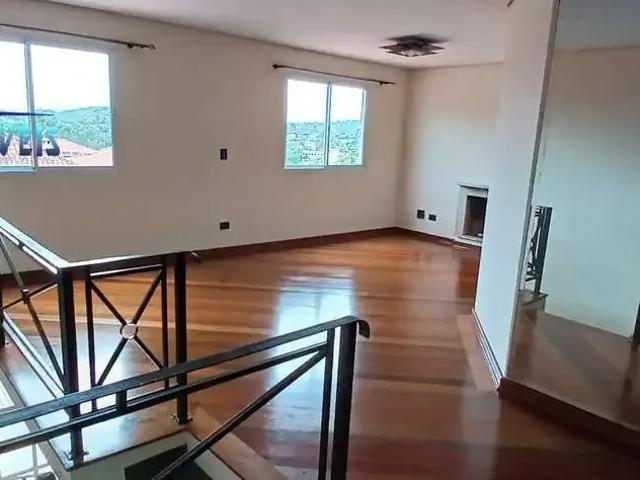 Casa / Sobrado para Venda em Cotia/SP Jardim Lambreta 3 Quartos