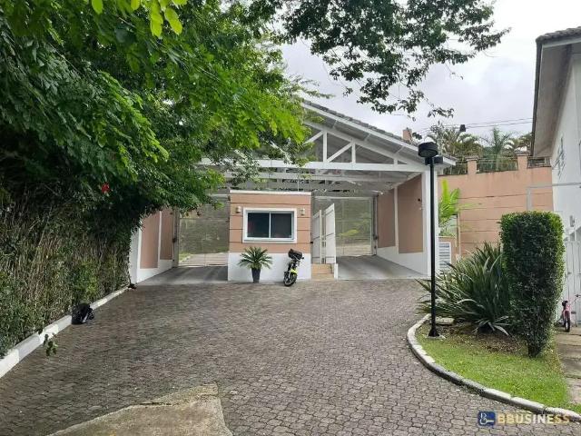 Casa / Sobrado para Venda em Cotia/SP Jardim Maria Tereza 4 Quartos