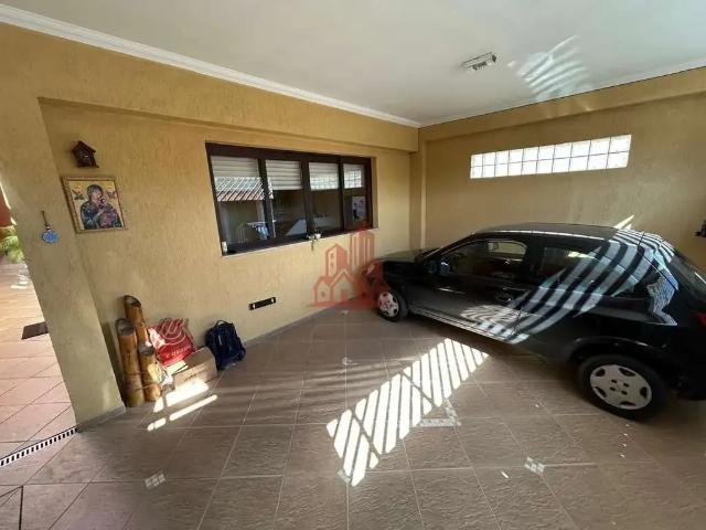 Casa / Sobrado para Venda em Cotia/SP Jardim Nomura 3 Quartos