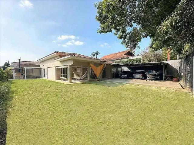 Casa / Sobrado para Venda em Cotia/SP Jardim Passárgada I 3 Quartos