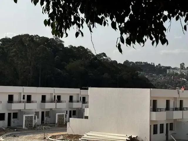 Casa / Sobrado para Venda em Cotia/SP Jardim Petrópolis