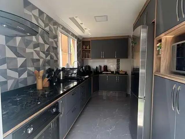 Casa / Sobrado para Venda em Cotia/SP Jardim Petrópolis 3 Quartos