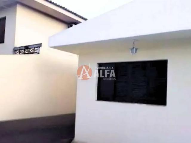 Casa / Sobrado para Venda em Cotia/SP Jardim Rosalina 1 Quartos