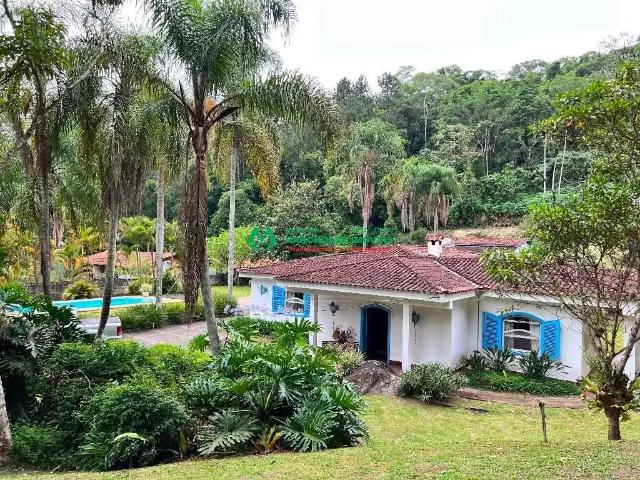 Casa / Sobrado para Venda em Cotia/SP Jardim Santa Paula 5 Quartos