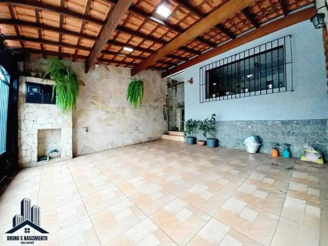 Casa / Sobrado para Venda em Cotia/SP Jardim Sabiá 2 Quartos