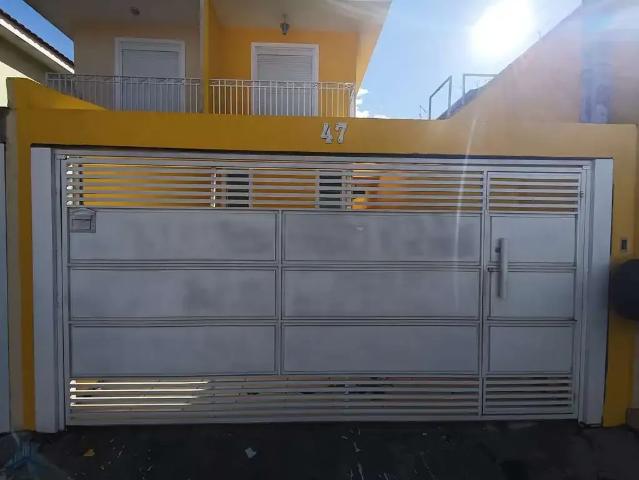 Casa / Sobrado para Venda em Cotia/SP Jardim Sabiá 3 Quartos