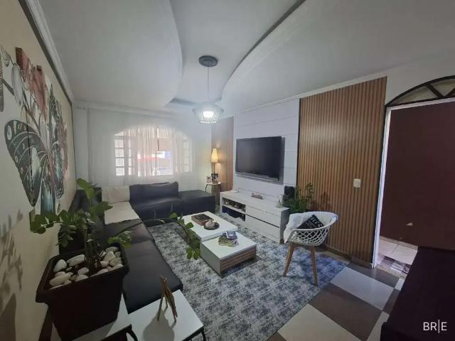 Casa / Sobrado para Venda em Cotia/SP Parque Miguel Mirizola 3 Quartos
