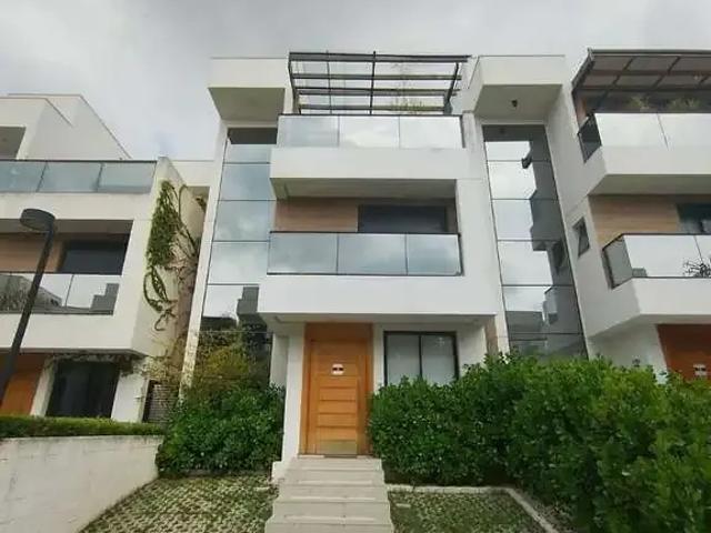 Casa / Sobrado para Venda em Cotia/SP Parque Rincão 4 Quartos