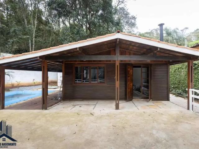 Casa / Sobrado para Venda em Cotia/SP Pitas 3 Quartos