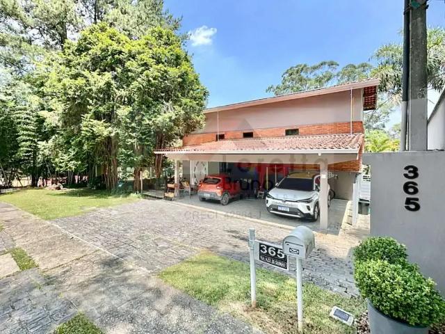 Casa / Sobrado para Venda em Cotia/SP São Paulo II 4 Quartos