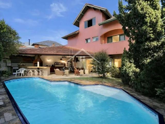 Casa / Sobrado para Venda em Cotia/SP São Paulo II 4 Quartos