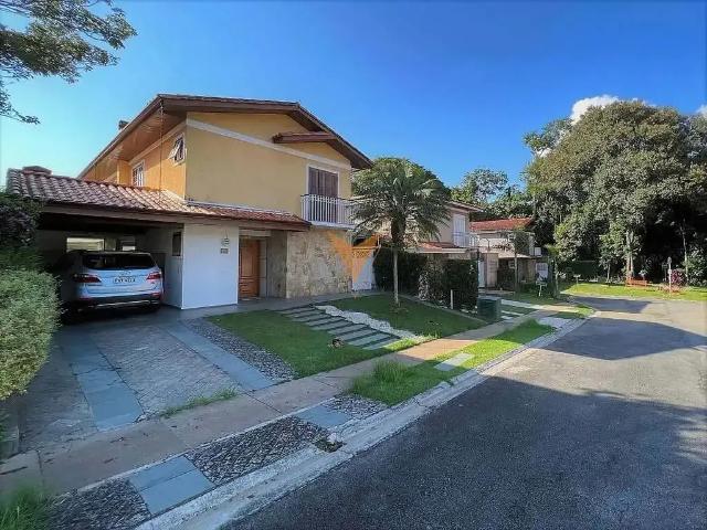 Casa / Sobrado para Venda em Cotia/SP São Paulo II 4 Quartos