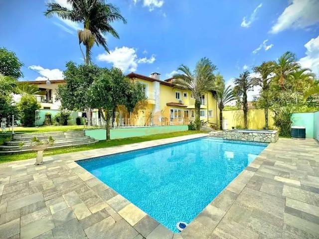 Casa / Sobrado para Venda em Cotia/SP São Paulo II 4 Quartos