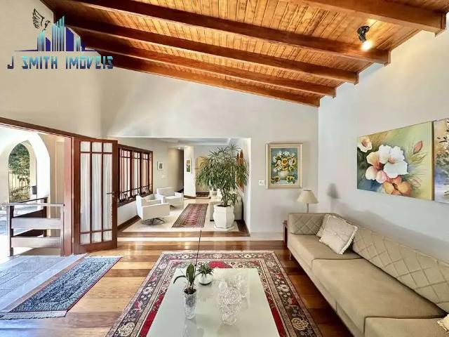 Casa / Sobrado para Venda em Cotia/SP São Paulo II 4 Quartos