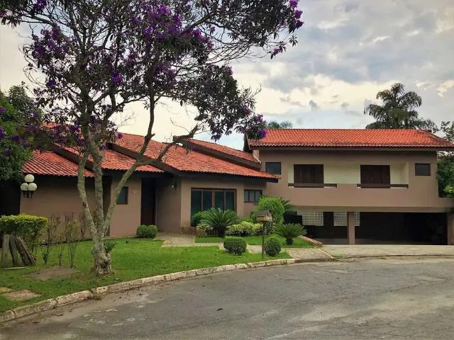 Casa / Sobrado para Venda em Cotia/SP São Paulo II 5 Quartos