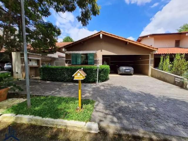 Casa / Sobrado para Venda em Cotia/SP São Paulo II 5 Quartos