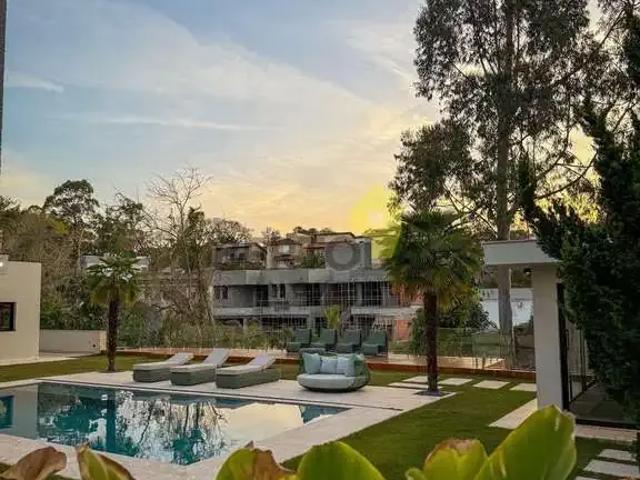 Casa / Sobrado para Venda em Cotia/SP São Paulo II 5 Quartos