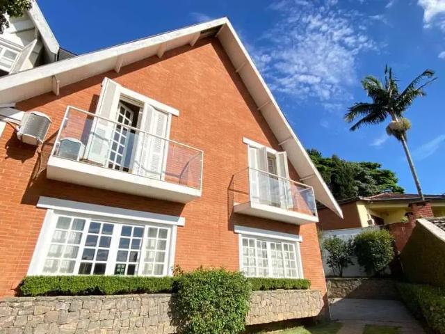Casa / Sobrado para Venda em Cotia/SP São Paulo II 5 Quartos