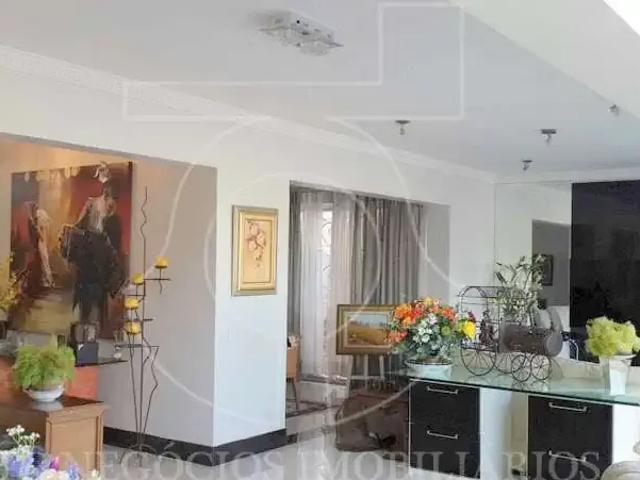 Casa / Sobrado para Venda em Cotia/SP São Paulo II 5 Quartos