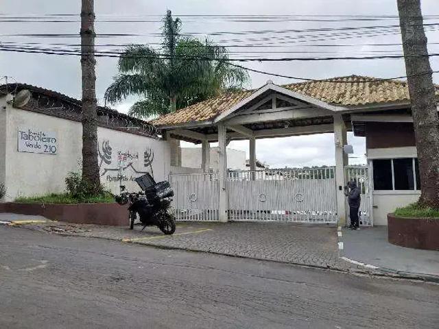 Casa / Sobrado para Venda em Cotia/SP Taboleiro Verde 2 Quartos