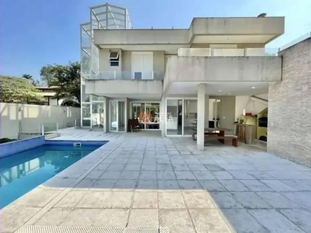 Casa / Sobrado para Venda em Cotia/SP Vila de São Fernando 5 Quartos