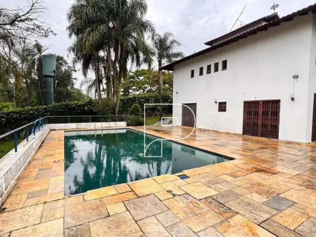 Casa / Sobrado para Venda em Cotia/SP Vila Jovina 6 Quartos