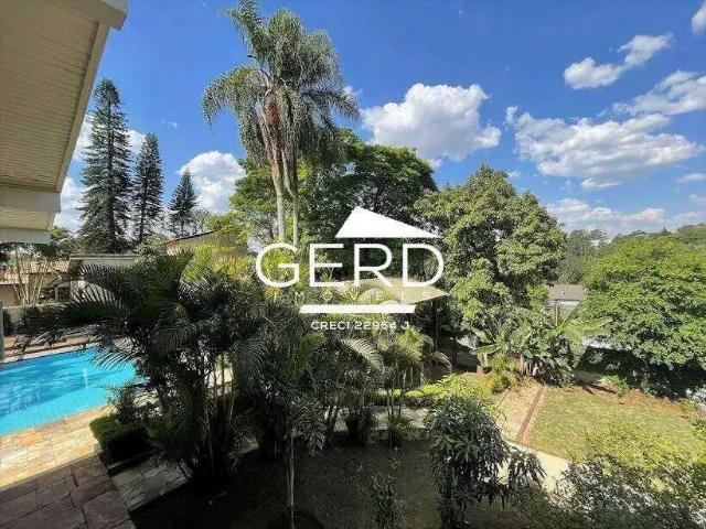 Casa / Sobrado para Venda em Cotia/SP Vila Santo Antônio 4 Quartos