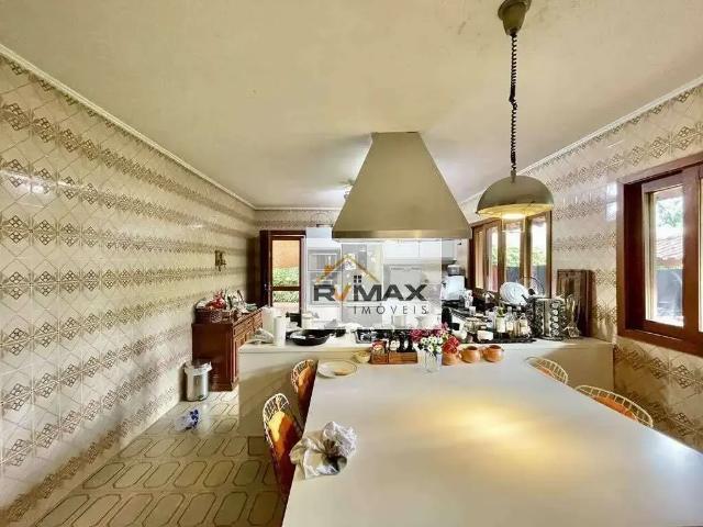 Casa / Sobrado para Venda em Cotia/SP Vila Santo Antônio 5 Quartos